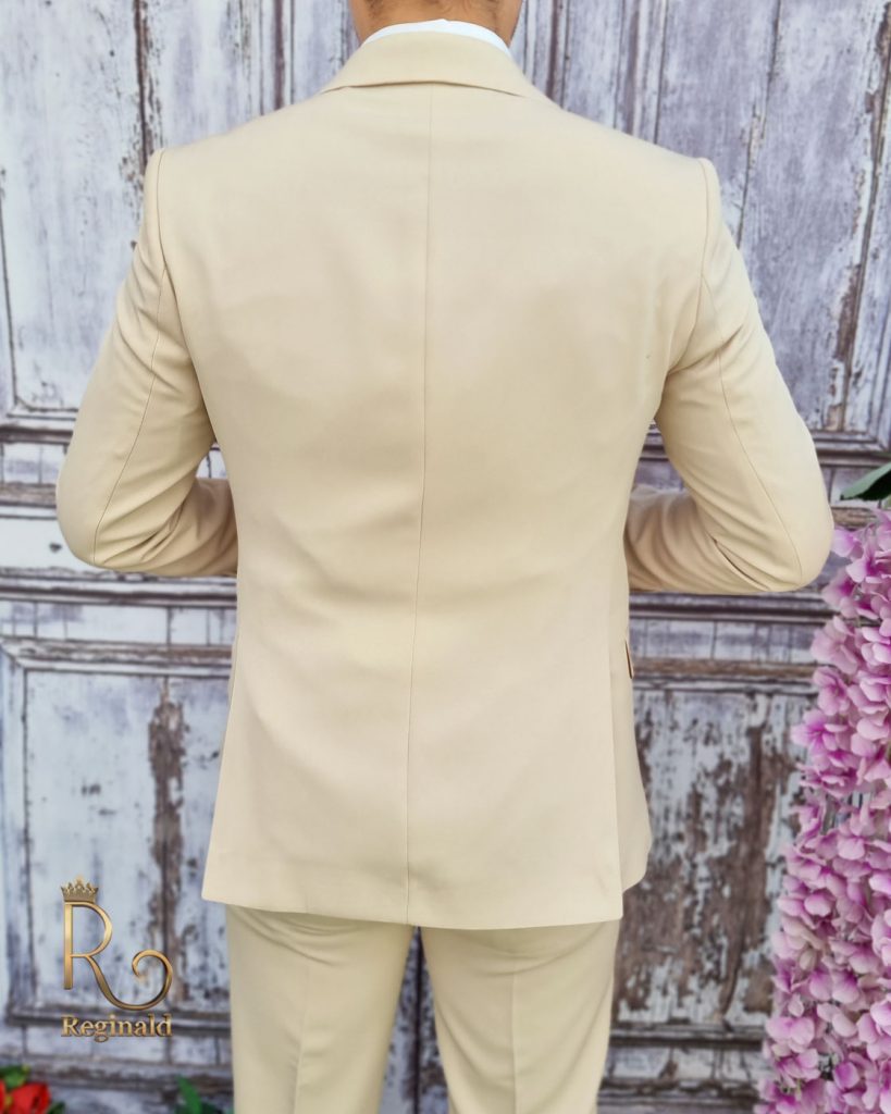 Costum elegant de barbati bej: Sacou, Vesta si Pantalon - C2079