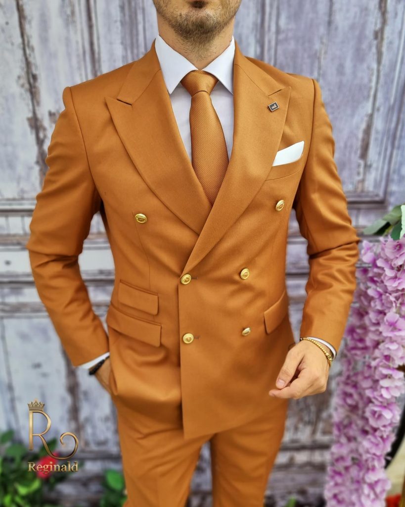 Costum caramiziu Double breasted cu butoni aurii: Sacou si Pantalon - C2068