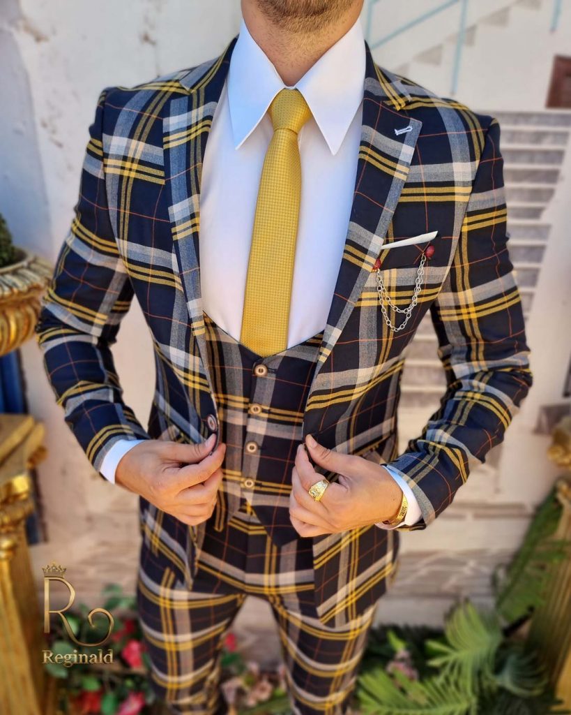 Costume de barbati elegante nunta, botez sau business la moda