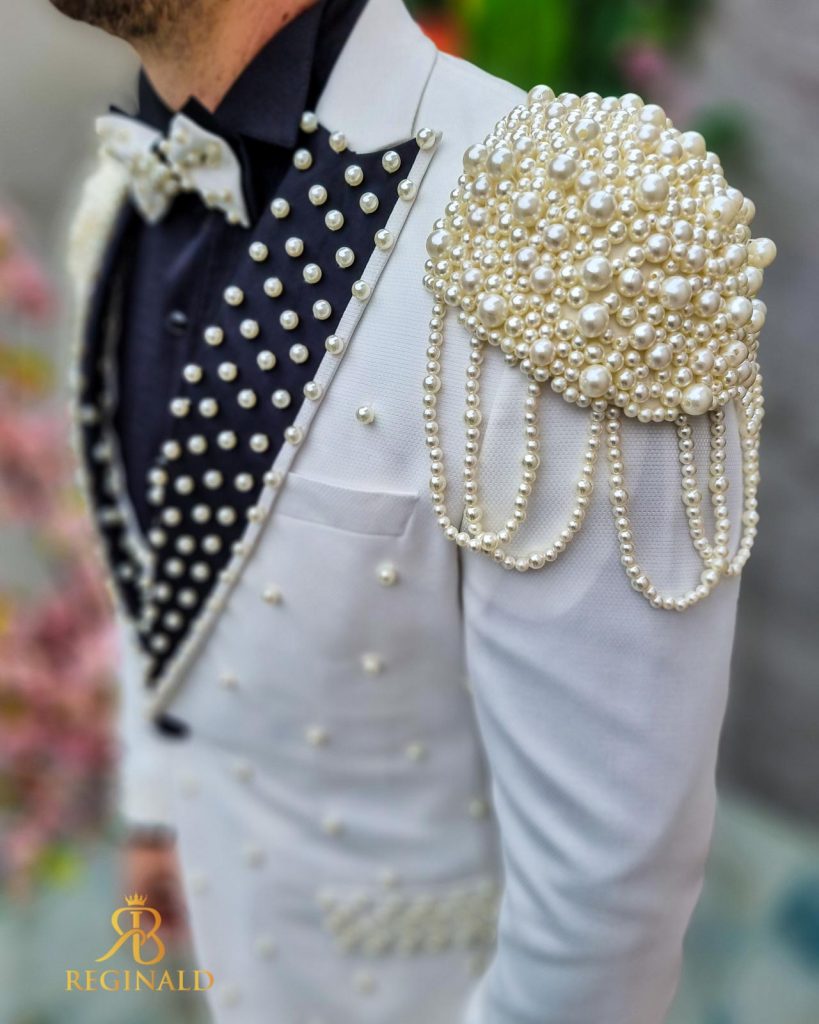 Costume de barbati elegante nunta, botez sau business la moda