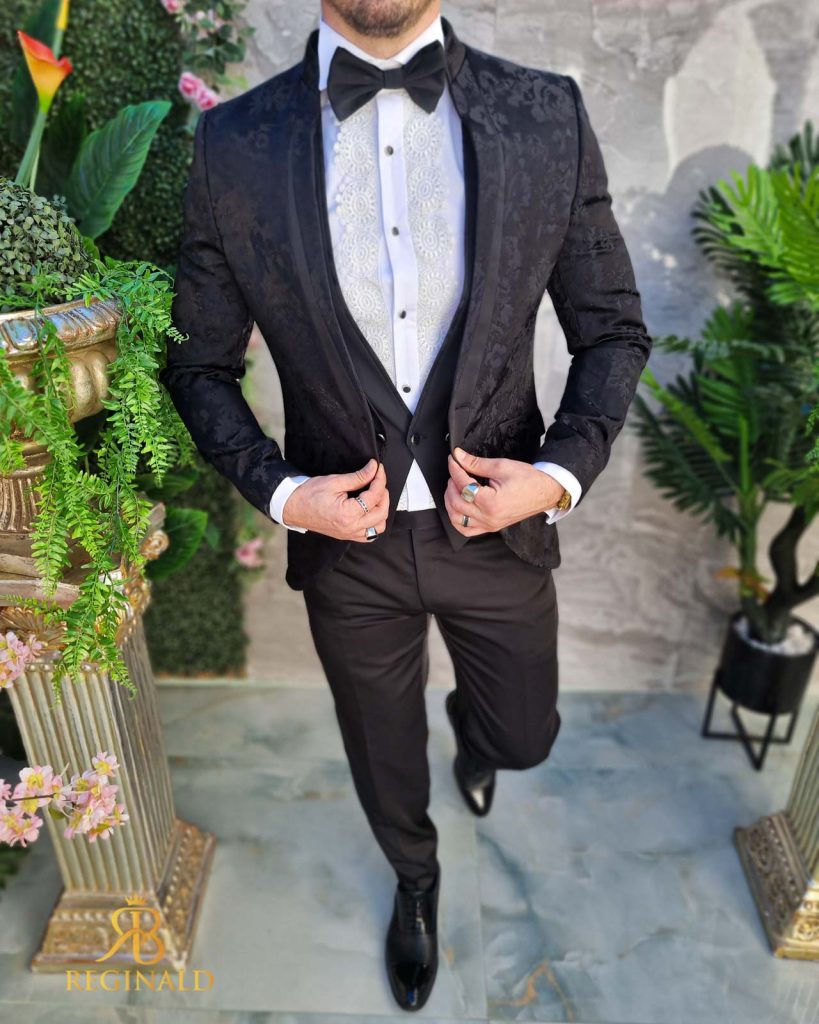 Costume Ceremonie pentru nunta, mire si nas, frac sau cu tunica