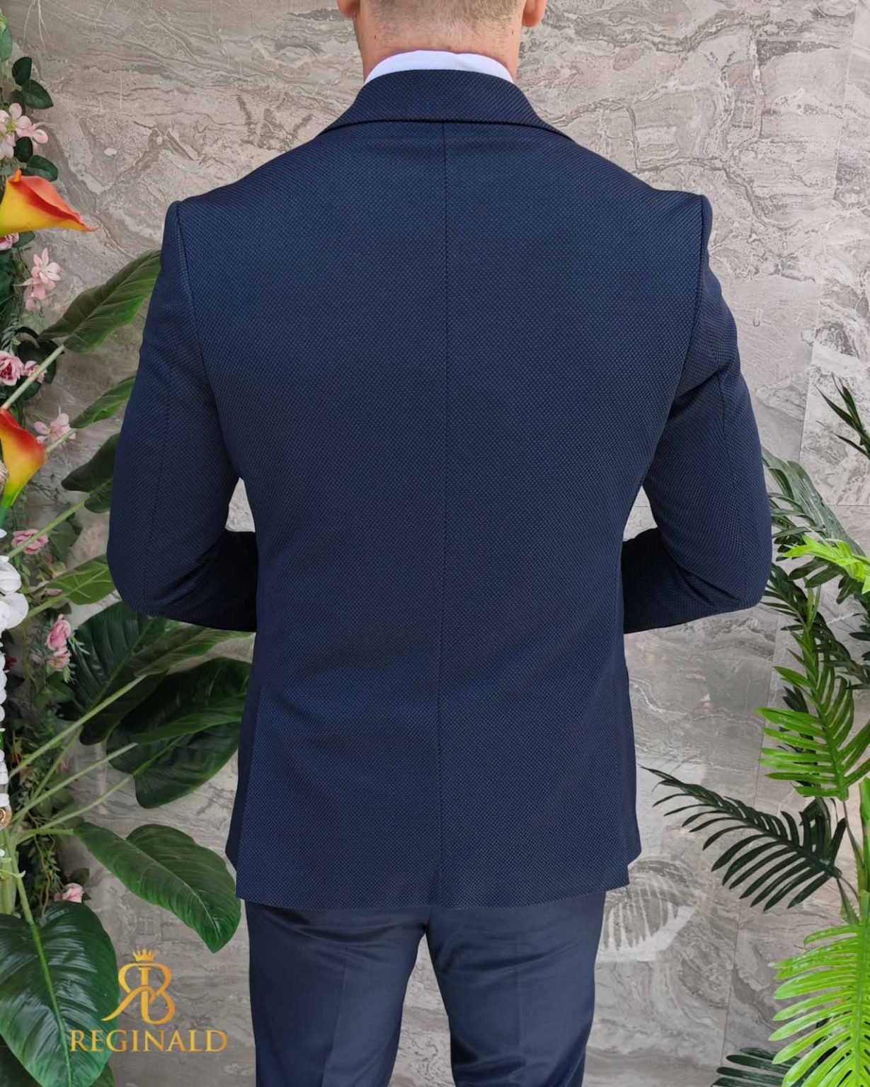 Tinuta 6 piese: Sacou-Pantalon-Camasa-Cravata-Curea-Batista- TN082